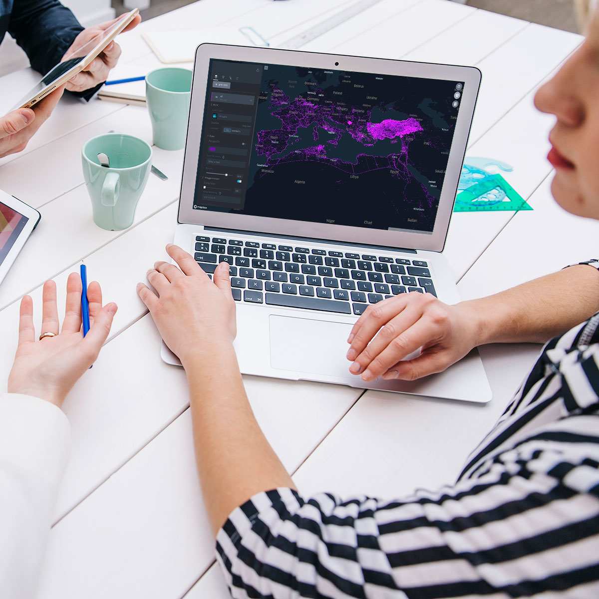 Open Source GIS vs Commercial GIS - GIS People Open Source GIS vs Commercial GIS - GIS People